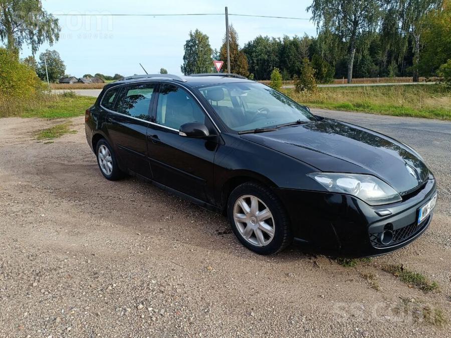 Melns Renault Laguna 2010 Krāslava, ar dzinēja tilpumu 1.50 L un nobraukumu 389 tūkst. km par 1500 €, foto 3 vietnē AUTOMOTO.COM.LV