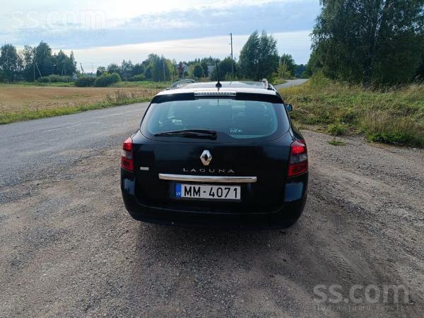 Melns Renault Laguna 2010 Krāslava, ar dzinēja tilpumu 1.50 L un nobraukumu 389 tūkst. km par 1500 €, foto 4 vietnē AUTOMOTO.COM.LV