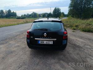 Melns Renault Laguna 2010 Krāslava, ar dzinēja tilpumu 1.50 L un nobraukumu 389 tūkst. km par 1500 €, foto 4 vietnē AUTOMOTO.COM.LV