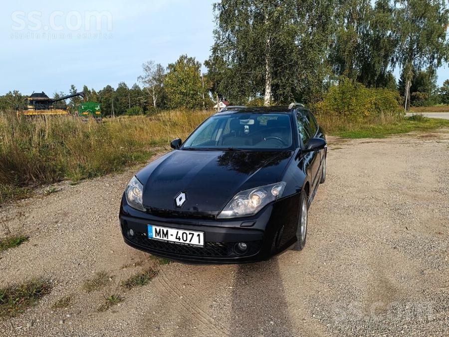 Melns Renault Laguna 2010 Krāslava, ar dzinēja tilpumu 1.50 L un nobraukumu 389 tūkst. km par 1500 €, foto 5 vietnē AUTOMOTO.COM.LV