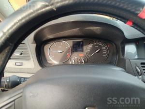Melns Renault Laguna 2010 Krāslava, ar dzinēja tilpumu 1.50 L un nobraukumu 389 tūkst. km par 1500 €, foto 7 vietnē AUTOMOTO.COM.LV