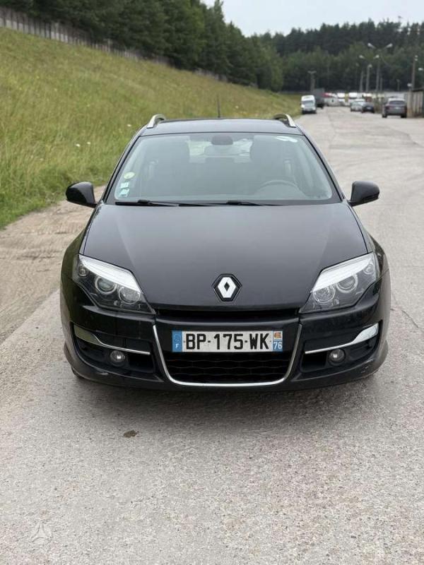 Melns Renault Laguna 2011 Viļņa, ar dzinēja tilpumu 1.46 L un nobraukumu 239 tūkst. km par 3800 €, foto 2 vietnē AUTOMOTO.COM.LV