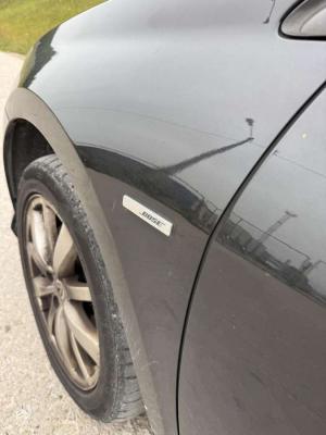 Melns Renault Laguna 2011 Viļņa, ar dzinēja tilpumu 1.46 L un nobraukumu 239 tūkst. km par 3800 €, foto 8 vietnē AUTOMOTO.COM.LV