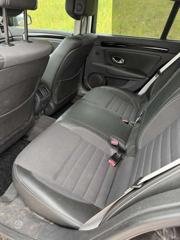 Melns Renault Laguna 2011 Viļņa, ar dzinēja tilpumu 1.46 L un nobraukumu 239 tūkst. km par 3800 €, foto 9 vietnē AUTOMOTO.COM.LV