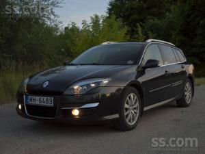 Melns Renault Laguna 2011 Rīga, ar dzinēja tilpumu 2.00 L un nobraukumu 335 tūkst. km par 3700 €, foto  vietnē AUTOMOTO.COM.LV