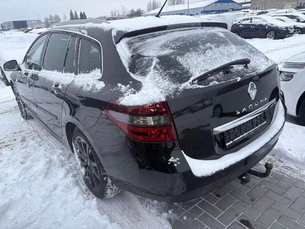 Black Renault Laguna 2012 in Taurage, with an engine capacity of 1.46 L and mileage of 270 thousand km for 4300 €, photo 6 on AUTOMOTO.COM.LV