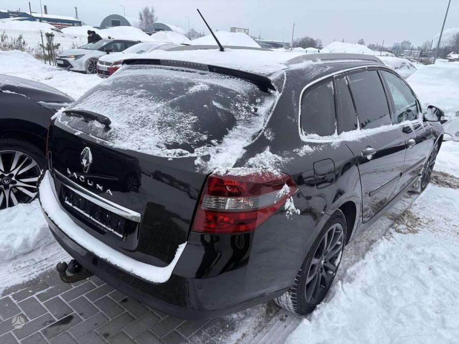 Black Renault Laguna 2012 in Taurage, with an engine capacity of 1.46 L and mileage of 270 thousand km for 4300 €, photo 8 on AUTOMOTO.COM.LV