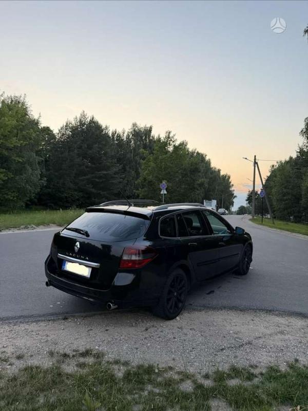 Black Renault Laguna 2012 in Vilnius, with an engine capacity of 2.00 L and mileage of 350 thousand km for 1490 €, photo 3 on AUTOMOTO.COM.LV