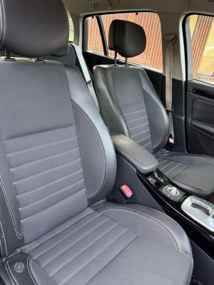 Melns Renault Laguna 2012 Viļņa, ar dzinēja tilpumu 2.00 L un nobraukumu 289 tūkst. km par 2800 €, foto 8 vietnē AUTOMOTO.COM.LV