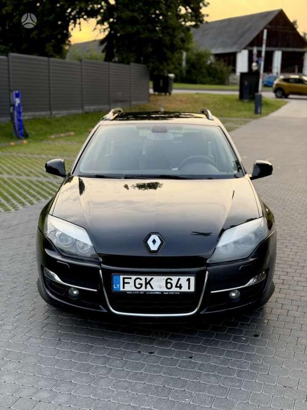 Melns Renault Laguna 2012 Viļņa, ar dzinēja tilpumu 2.00 L un nobraukumu 278 tūkst. km par 2900 €, foto 3 vietnē AUTOMOTO.COM.LV