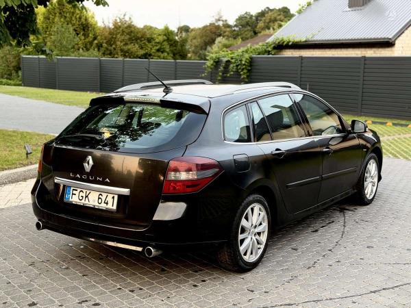 Renault Laguna 2012 Viļņa vietnē Melns Renault Laguna 2012 Viļņa, ar dzinēja tilpumu 0.00 L un nobraukumu 285 tūkst. km par 2500 €, foto 5 vietnē AUTOMOTO.COM.LV