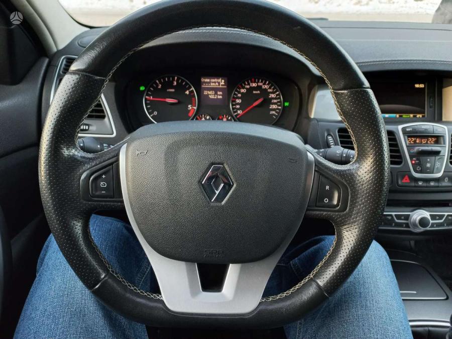 Black Renault Laguna 2013 in Vilnius, with an engine capacity of 2.00 L and mileage of 222 thousand km for 4300 €, photo 23 on AUTOMOTO.COM.LV