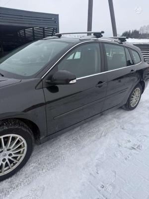 Black Renault Laguna 2013 in Vilnius, with an engine capacity of 1.46 L and mileage of 287 thousand km for 3900 €, photo 9 on AUTOMOTO.COM.LV