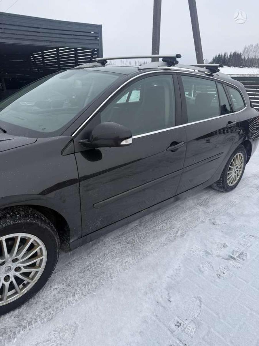 Black Renault Laguna 2013 in Vilnius, with an engine capacity of 1.46 L and mileage of 287 thousand km for 3900 €, photo 9 on AUTOMOTO.COM.LV