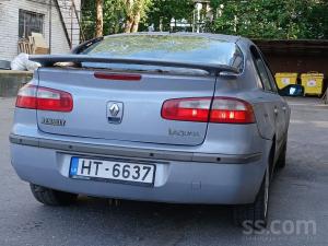 Zils Renault Laguna 2001 Rīga, ar dzinēja tilpumu 2.00 L un nobraukumu 260 tūkst. km par 290 €, foto 4 vietnē AUTOMOTO.COM.LV