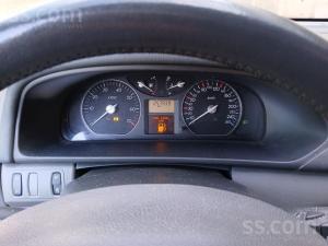 Zils Renault Laguna 2001 Rīga, ar dzinēja tilpumu 2.00 L un nobraukumu 260 tūkst. km par 290 €, foto 7 vietnē AUTOMOTO.COM.LV
