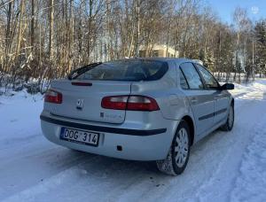 Zils Renault Laguna 2002 Viļņa, ar dzinēja tilpumu 1.60 L un nobraukumu 234 tūkst. km par 550 €, foto 3 vietnē AUTOMOTO.COM.LV