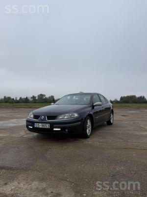 Renault Laguna 2005 Rīga vietnē Zils Renault Laguna 2005 Rīga, ar dzinēja tilpumu 1.90 L un nobraukumu 385 tūkst. km par 1000 €, foto 1 vietnē AUTOMOTO.COM.LV