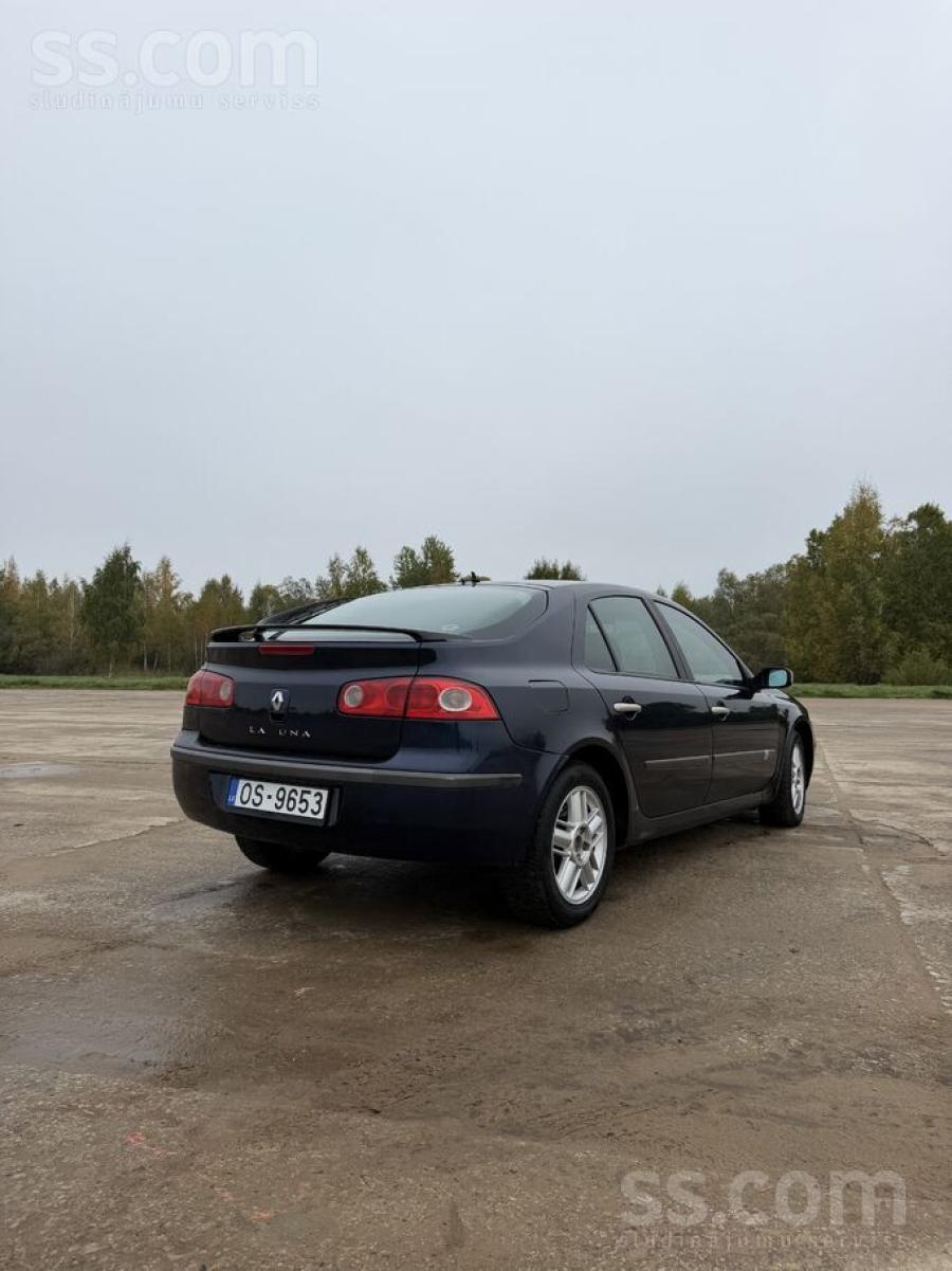 Zils Renault Laguna 2005 Rīga, ar dzinēja tilpumu 1.90 L un nobraukumu 385 tūkst. km par 1000 €, foto 4 vietnē AUTOMOTO.COM.LV