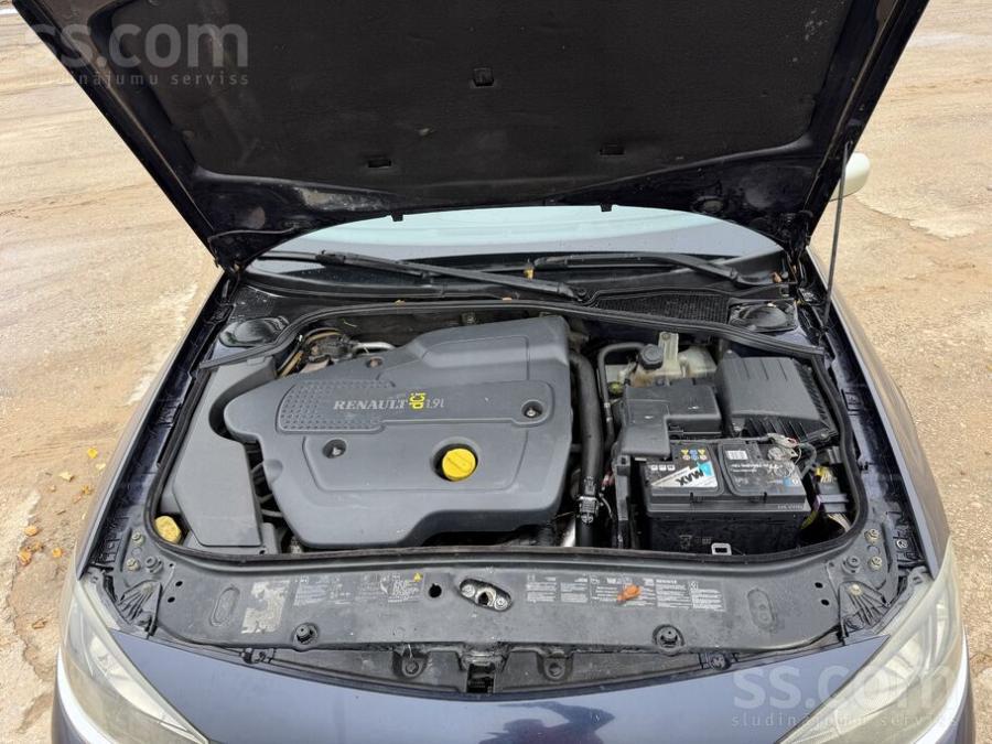 Zils Renault Laguna 2005 Rīga, ar dzinēja tilpumu 1.90 L un nobraukumu 385 tūkst. km par 1000 €, foto 13 vietnē AUTOMOTO.COM.LV