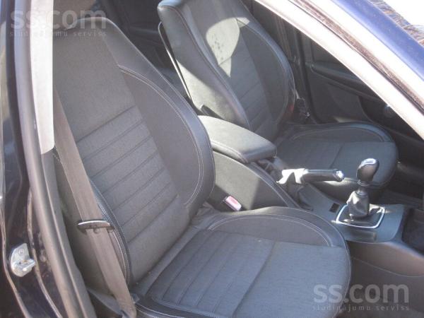 Zils Renault Laguna 2007 Rīga, ar dzinēja tilpumu 2.00 L un nobraukumu 0 tūkst. km par 1950 €, foto 10 vietnē AUTOMOTO.COM.LV