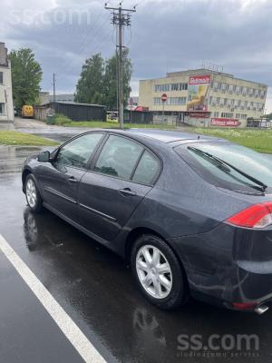 Zils Renault Laguna 2009 Rīga, ar dzinēja tilpumu 2.00 L un nobraukumu 187 tūkst. km par 3200 €, foto 6 vietnē AUTOMOTO.COM.LV