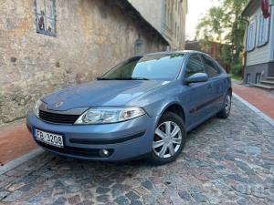 Blue Renault Laguna 2004 in Cesis, with an engine capacity of 1.60 L and mileage of 206 thousand km for 1490 €, photo 6 on AUTOMOTO.COM.LV