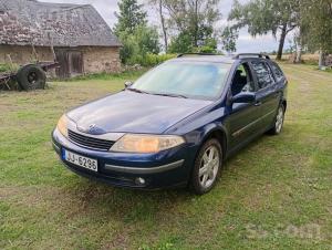 Blue Renault Laguna 2002 in Tukums, with an engine capacity of 1.80 L and mileage of 300 thousand km for 200 €, photo 1 on AUTOMOTO.COM.LV