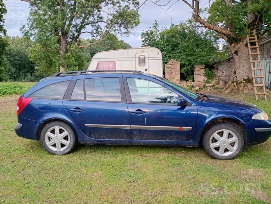 Blue Renault Laguna 2002 in Tukums, with an engine capacity of 1.80 L and mileage of 300 thousand km for 200 €, photo 7 on AUTOMOTO.COM.LV