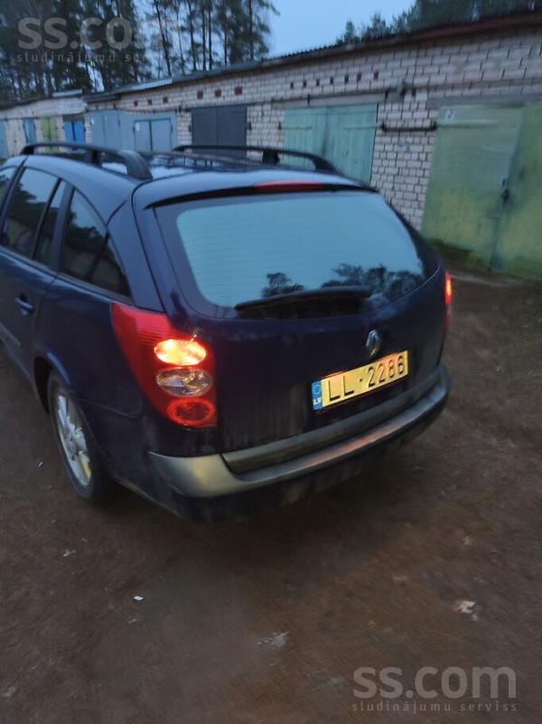 Zils Renault Laguna 2003 Daugavpils, ar dzinēja tilpumu 1.60 L un nobraukumu 344 tūkst. km par 1150 €, foto 4 vietnē AUTOMOTO.COM.LV