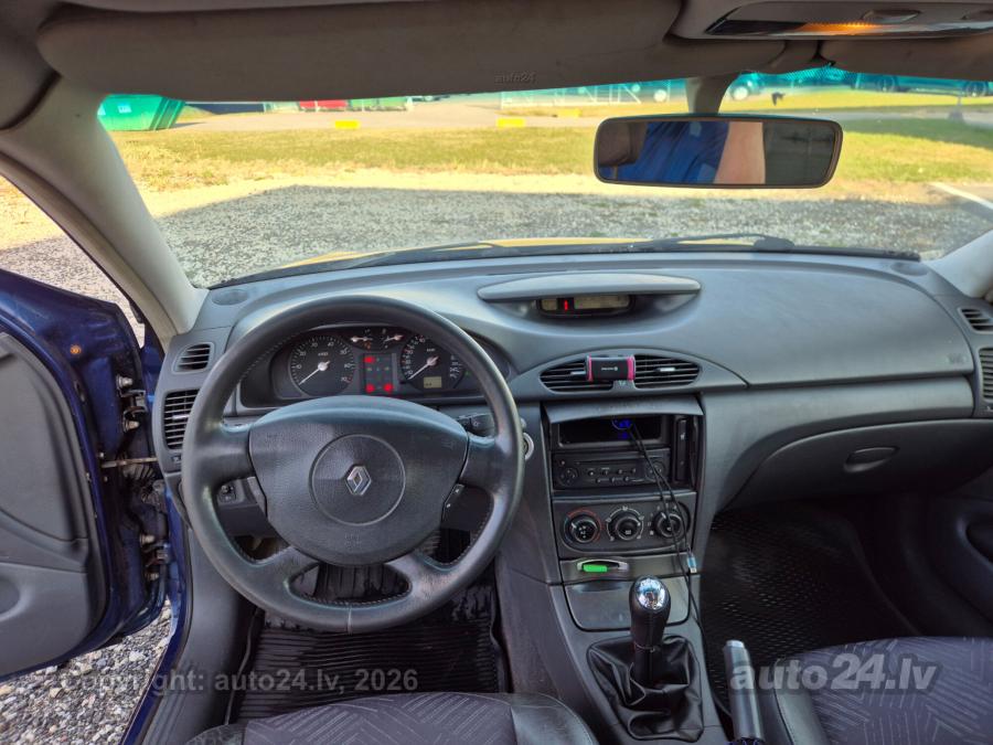 Blue Renault Laguna 2004 in Parnu, with an engine capacity of 1.80 L and mileage of 344 thousand km for 1100 €, photo 3 on AUTOMOTO.COM.LV