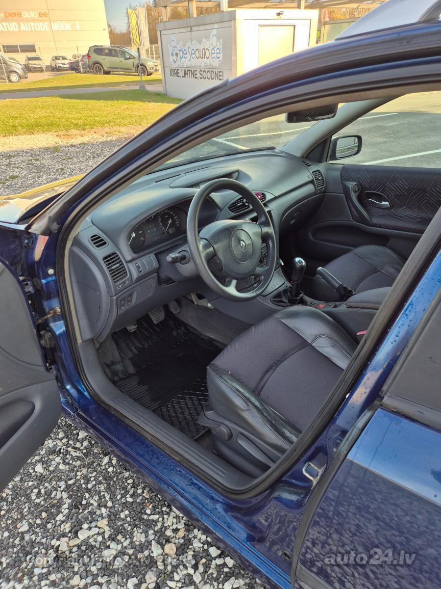 Blue Renault Laguna 2004 in Parnu, with an engine capacity of 1.80 L and mileage of 344 thousand km for 1100 €, photo 4 on AUTOMOTO.COM.LV