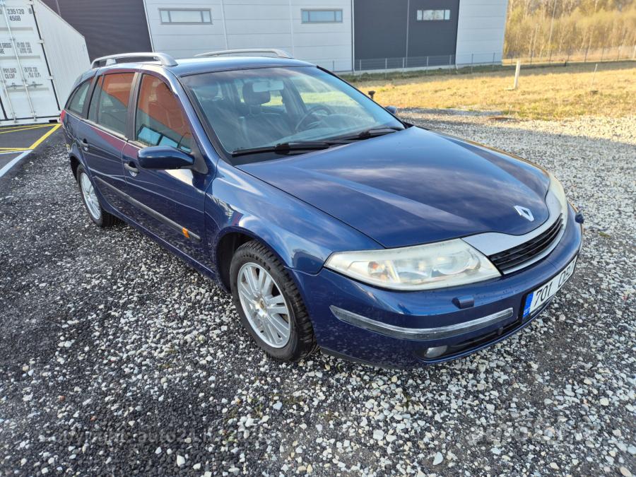 Blue Renault Laguna 2004 in Parnu, with an engine capacity of 1.80 L and mileage of 344 thousand km for 1100 €, photo 9 on AUTOMOTO.COM.LV