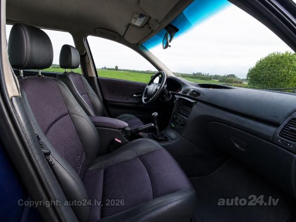Blue Renault Laguna 2004 in Tartu, with an engine capacity of 1.80 L and mileage of 340 thousand km for 890 €, photo 5 on AUTOMOTO.COM.LV