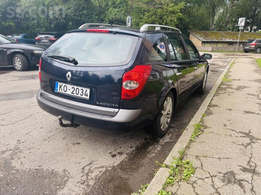 Blue Renault Laguna 2005 in Riga, with an engine capacity of 1.90 L and mileage of 270 thousand km for 1300 €, photo 3 on AUTOMOTO.COM.LV