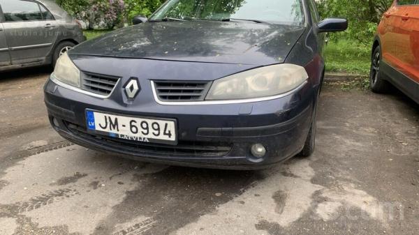 Blue Renault Laguna 2005 in Riga, with an engine capacity of 2.20 L and mileage of 278 thousand km for 450 €, photo 8 on AUTOMOTO.COM.LV