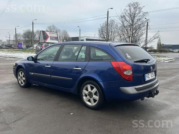 Blue Renault Laguna 2006 in Riga, with an engine capacity of 1.90 L and mileage of 295 thousand km for 1350 €, photo 9 on AUTOMOTO.COM.LV