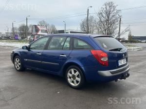 Blue Renault Laguna 2006 in Riga, with an engine capacity of 1.90 L and mileage of 295 thousand km for 1350 €, photo 9 on AUTOMOTO.COM.LV