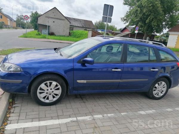 Blue Renault Laguna 2006 in Rezekne, with an engine capacity of 1.90 L and mileage of 374 thousand km for 750 €, photo 1 on AUTOMOTO.COM.LV