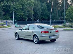 Zaļš Renault Laguna 2006 Ogre, ar dzinēja tilpumu 1.90 L un nobraukumu 318 tūkst. km par 1600 €, foto 4 vietnē AUTOMOTO.COM.LV