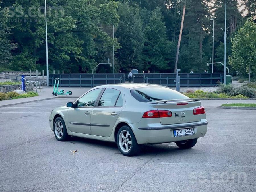 Zaļš Renault Laguna 2006 Ogre, ar dzinēja tilpumu 1.90 L un nobraukumu 318 tūkst. km par 1600 €, foto 4 vietnē AUTOMOTO.COM.LV