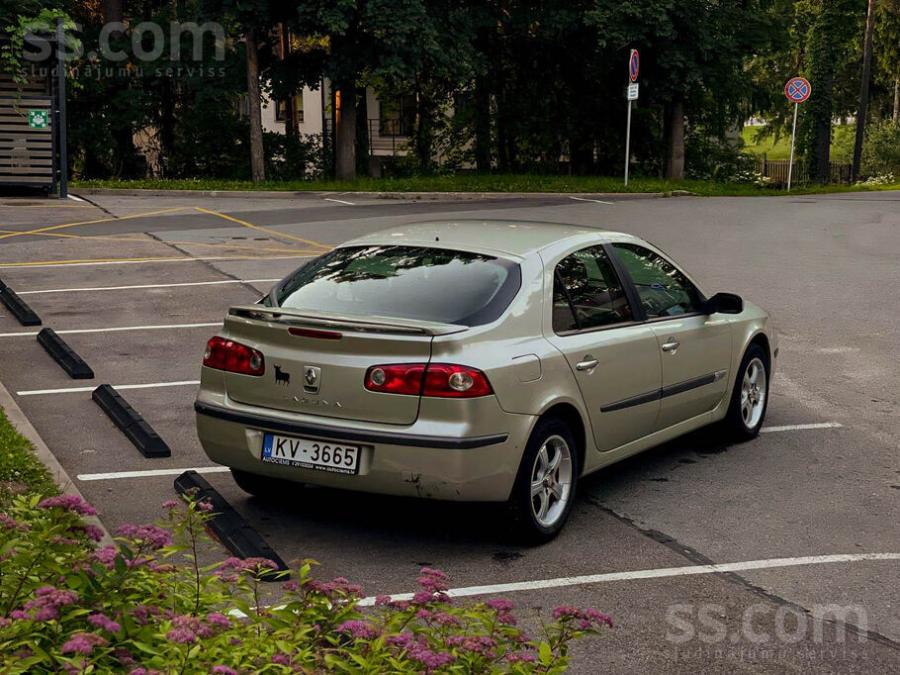 Green Renault Laguna 2006 in Ogre, with an engine capacity of 1.90 L and mileage of 315 thousand km for 1350 €, photo 3 on AUTOMOTO.COM.LV