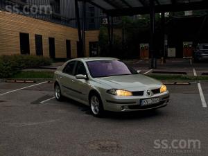 Green Renault Laguna 2006 in Ogre, with an engine capacity of 1.90 L and mileage of 315 thousand km for 1350 €, photo 14 on AUTOMOTO.COM.LV