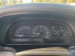 Zaļš Renault Laguna 1997 Liepāja, ar dzinēja tilpumu 1.80 L un nobraukumu 213 tūkst. km par 2900 €, foto 10 vietnē AUTOMOTO.COM.LV