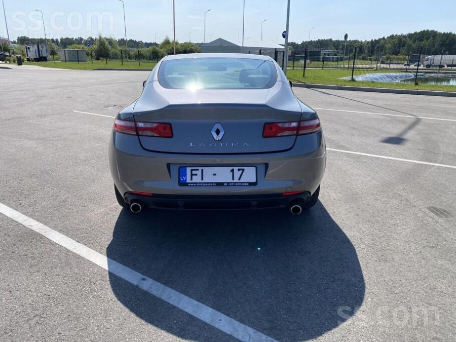 Pelēks Renault Laguna 2009 Rīga, ar dzinēja tilpumu 2.00 L un nobraukumu 263 tūkst. km par 4400 €, foto 5 vietnē AUTOMOTO.COM.LV