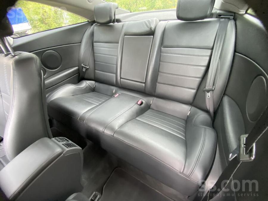 Pelēks Renault Laguna 2009 Rīga, ar dzinēja tilpumu 2.00 L un nobraukumu 263 tūkst. km par 4400 €, foto 11 vietnē AUTOMOTO.COM.LV