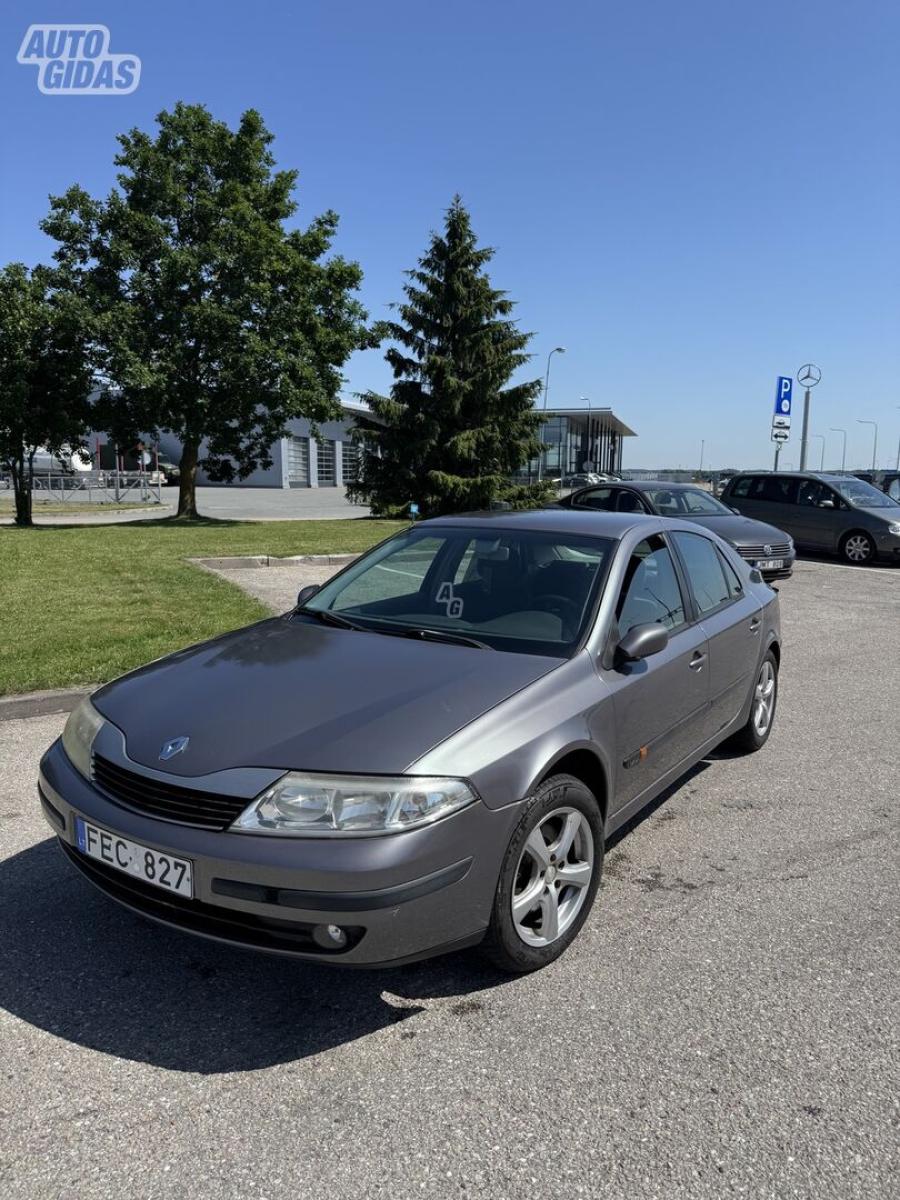 Серый Рено Лагуна 2001 в Клайпеда, объемом двигателя 1.80 л и пробегом 252 тыс. км за 600 €, фото 1 на AUTOMOTO.COM.LV