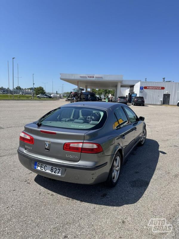 Pelēks Renault Laguna 2001 Klaipėda, ar dzinēja tilpumu 1.80 L un nobraukumu 252 tūkst. km par 600 €, foto 4 vietnē AUTOMOTO.COM.LV