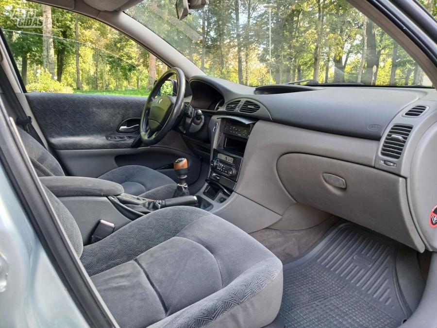 Pelēks Renault Laguna 2001 Prienai, ar dzinēja tilpumu 1.90 L un nobraukumu 248 tūkst. km par 790 €, foto 10 vietnē AUTOMOTO.COM.LV