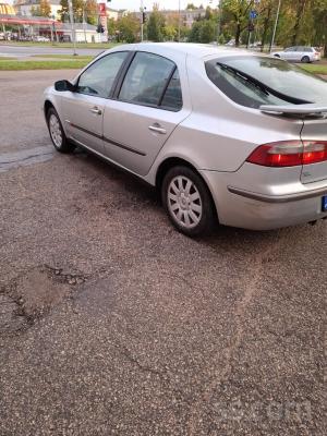 Pelēks Renault Laguna 2002 Rēzekne, ar dzinēja tilpumu 2.20 L un nobraukumu 302 tūkst. km par 1050 €, foto 5 vietnē AUTOMOTO.COM.LV